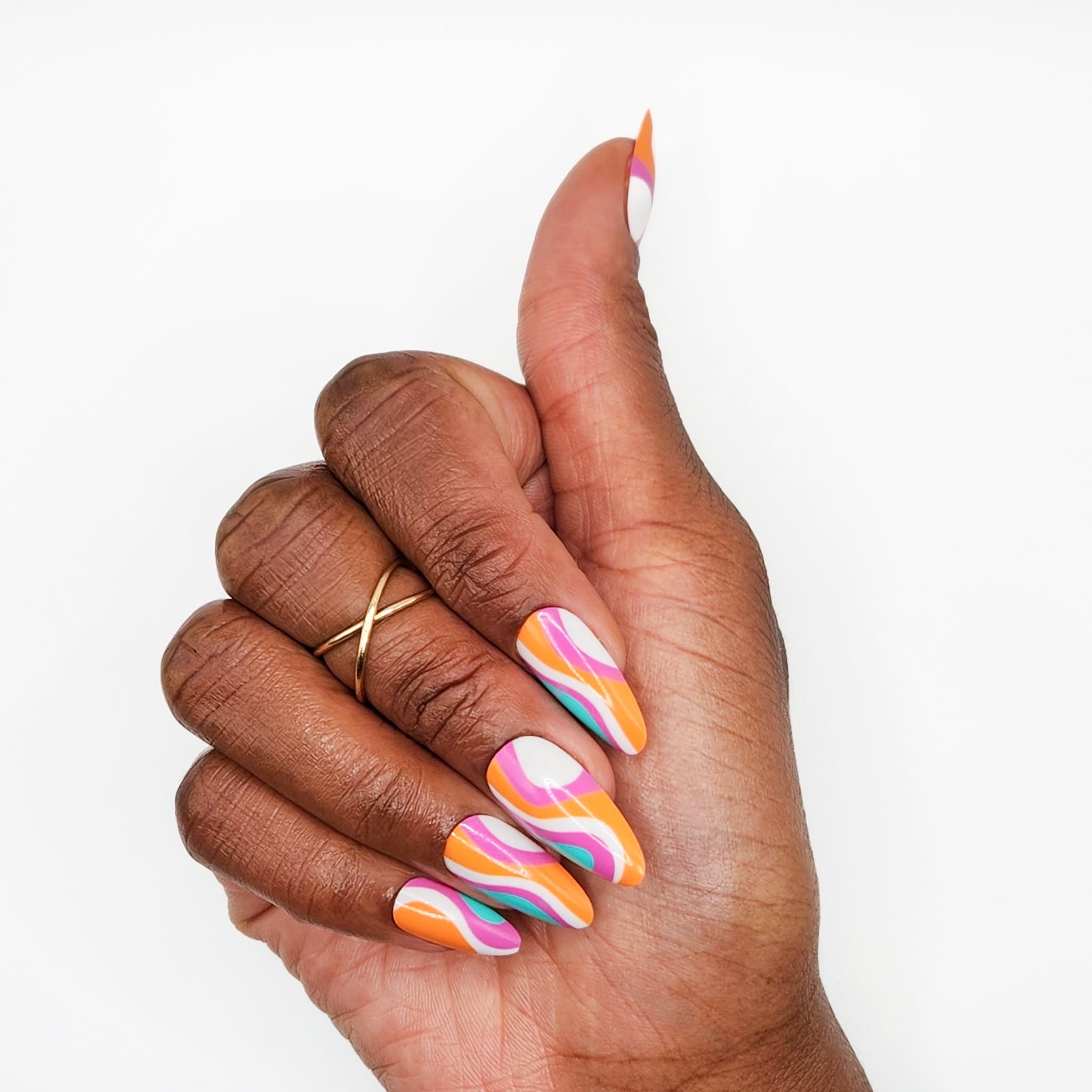 Almond Shape – Daringly Posh